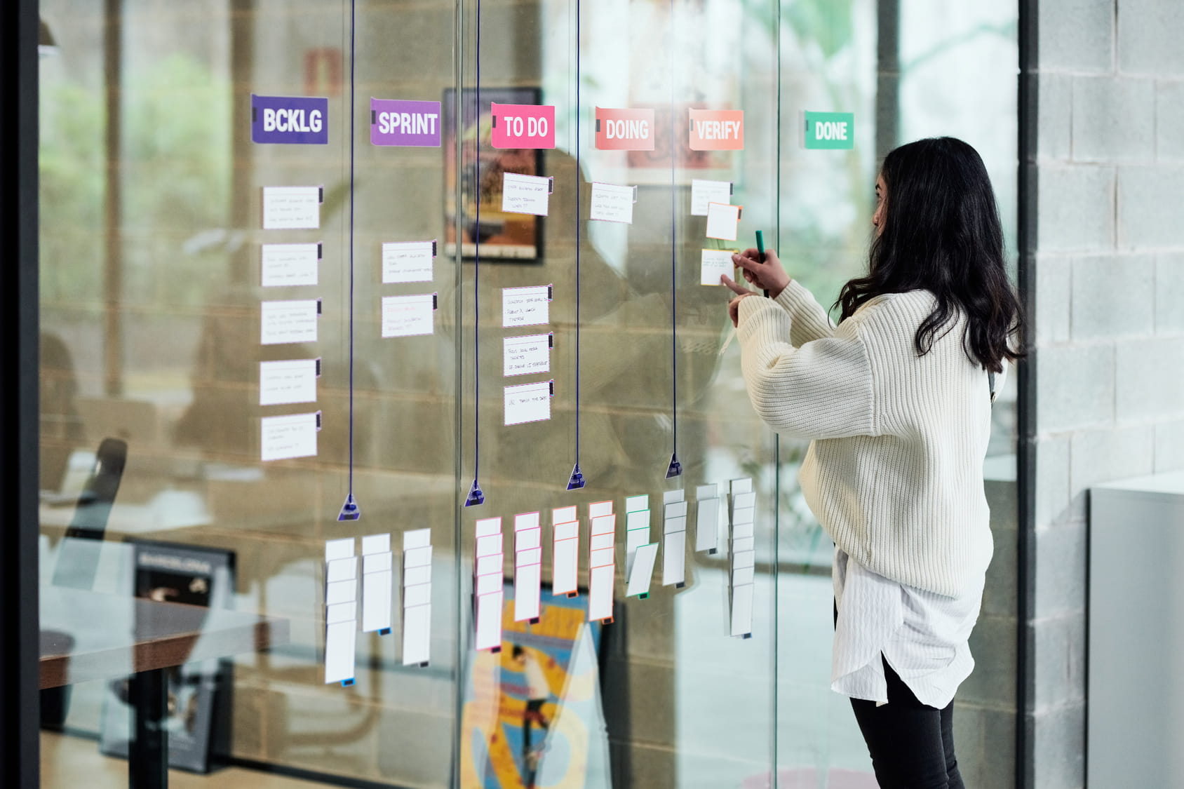 Unlocking Agility: Delivering Effective Business Change in an Agile ...